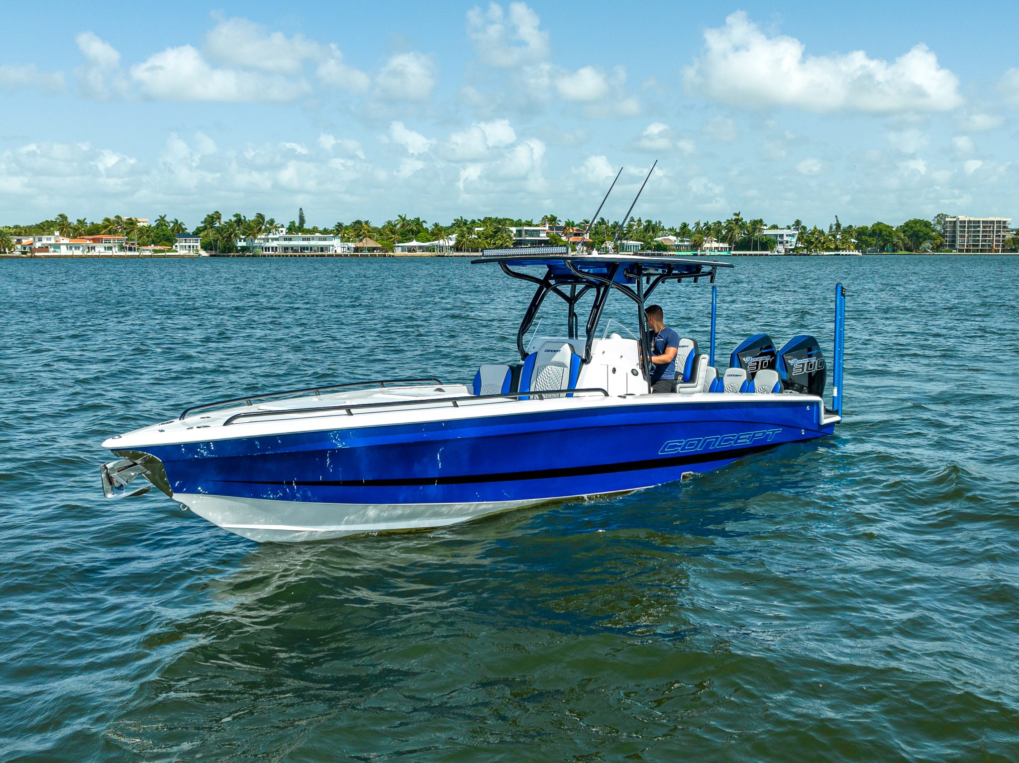 30′ Cuddy Cabin – Concept Boats